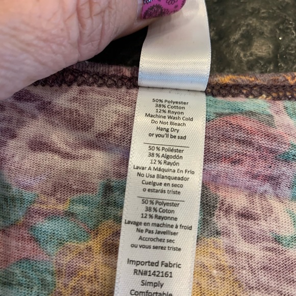 LuLaRoe | Tops | Lularoe M Classic T | Poshmark